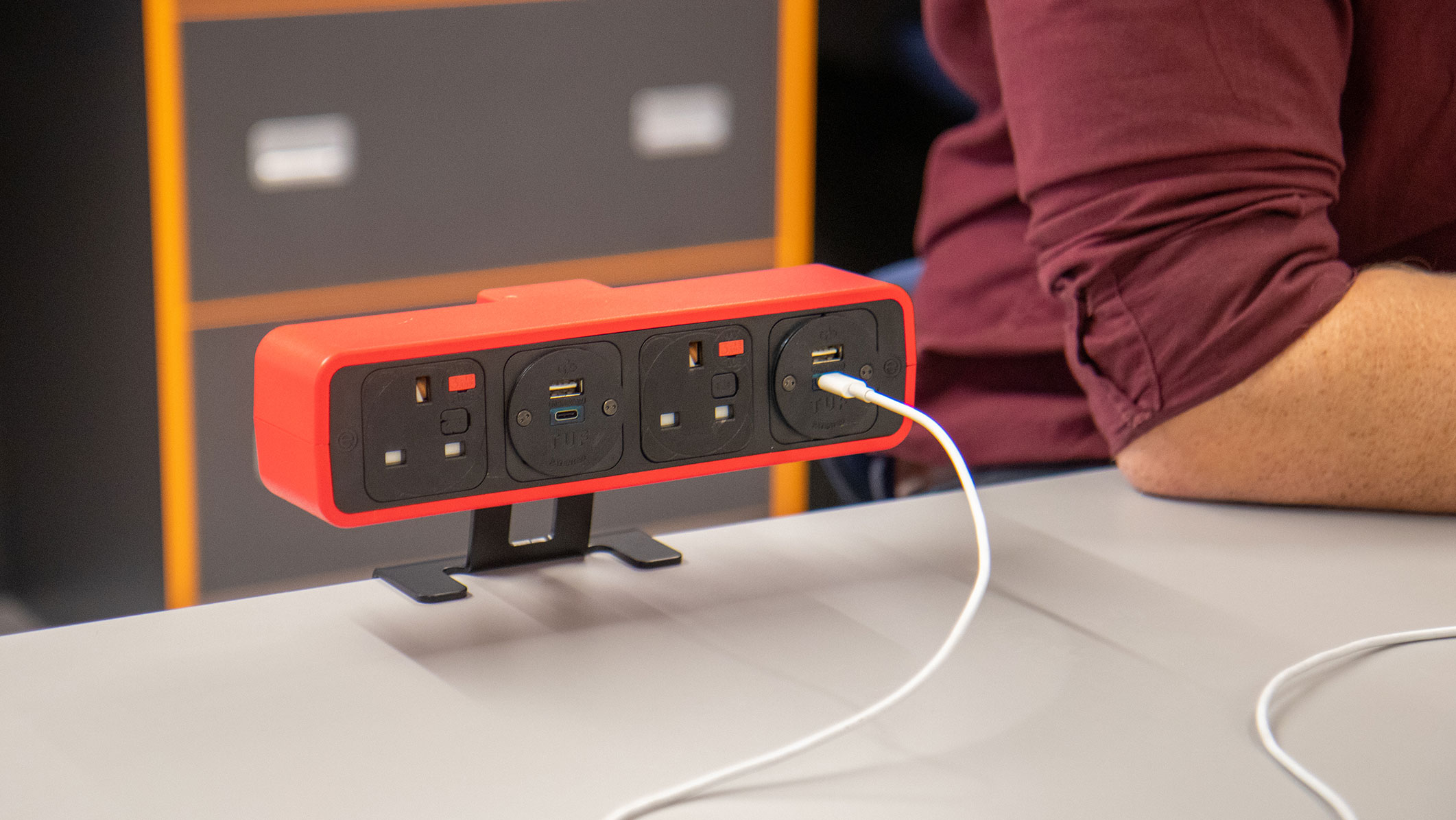 Desktop Sockets UK with Data and USB, Desktop Mounted Power Extension ...